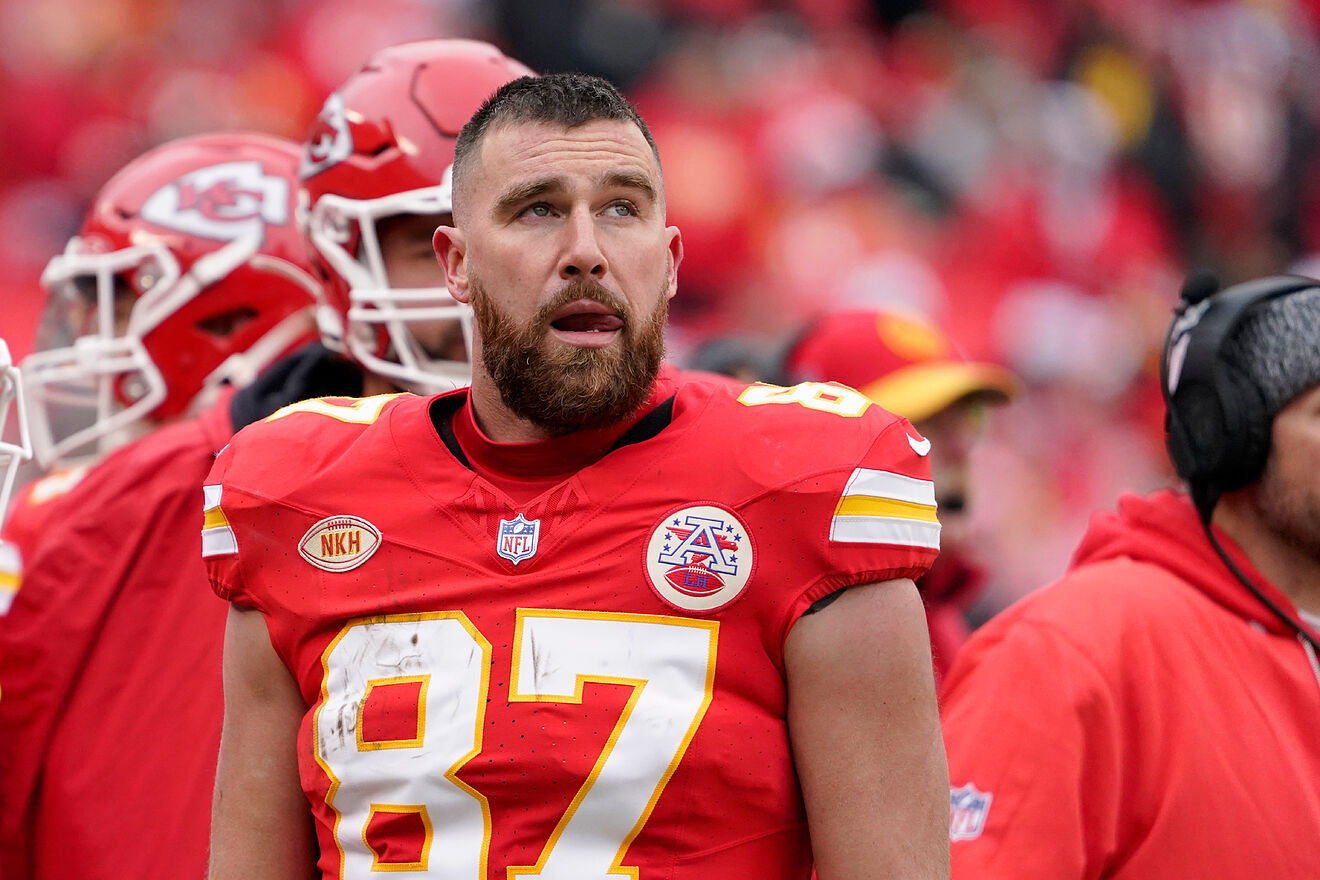 Travis Kelce looks like a different player and will have to answer for ...