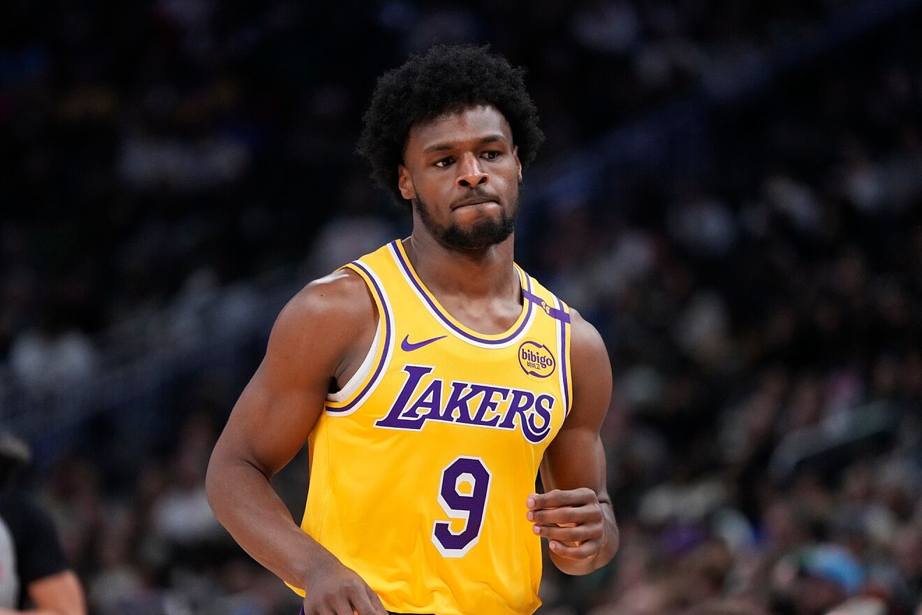 NBA fans react to Bronny James' viral mistake in Lakers-Celtics game ...