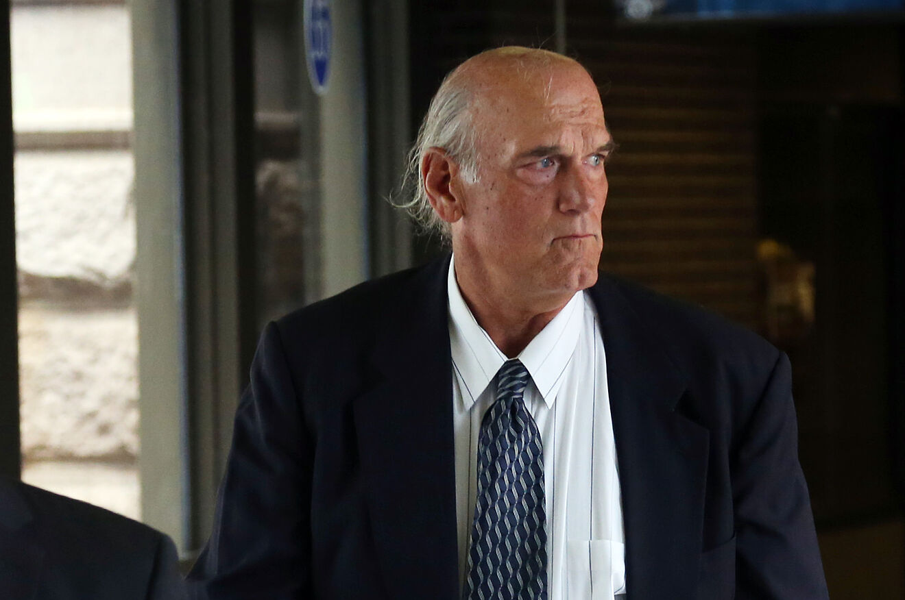 Former Minnesota Governor Jesse Ventura calls out Trump after fatal ICE ...