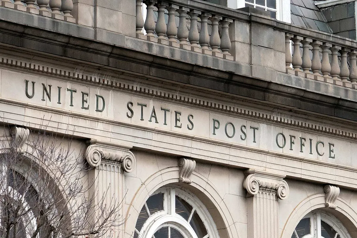Are post offices, UPS, or FedEx open during Veterans Day 2024? | Marca