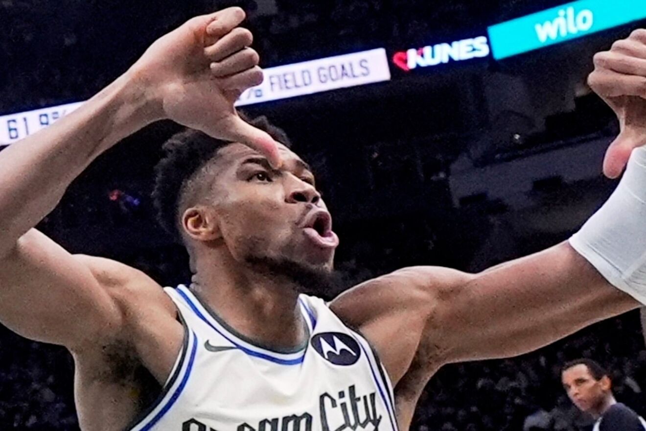 Antetokounmpo faces his own crowd and ends up in tears after boos | Marca