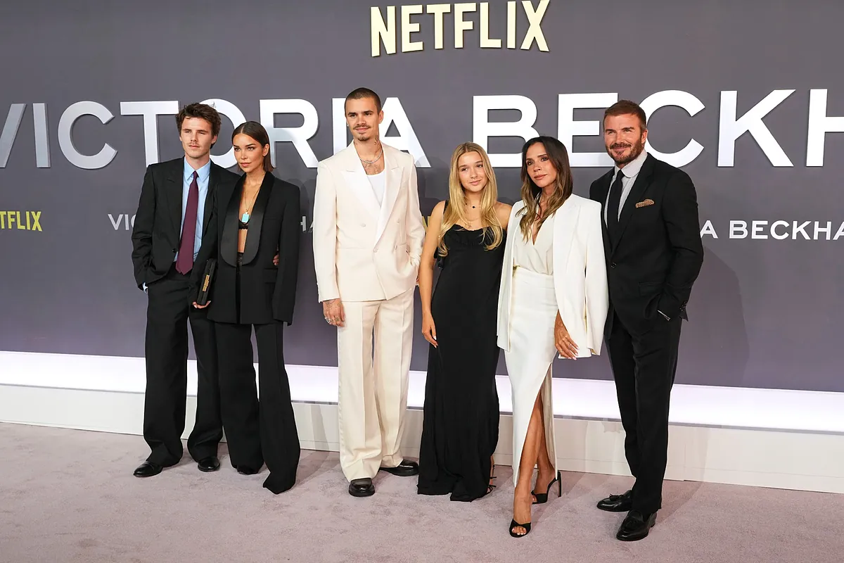 Victoria Beckham premieres Netflix documentary amid family row ...