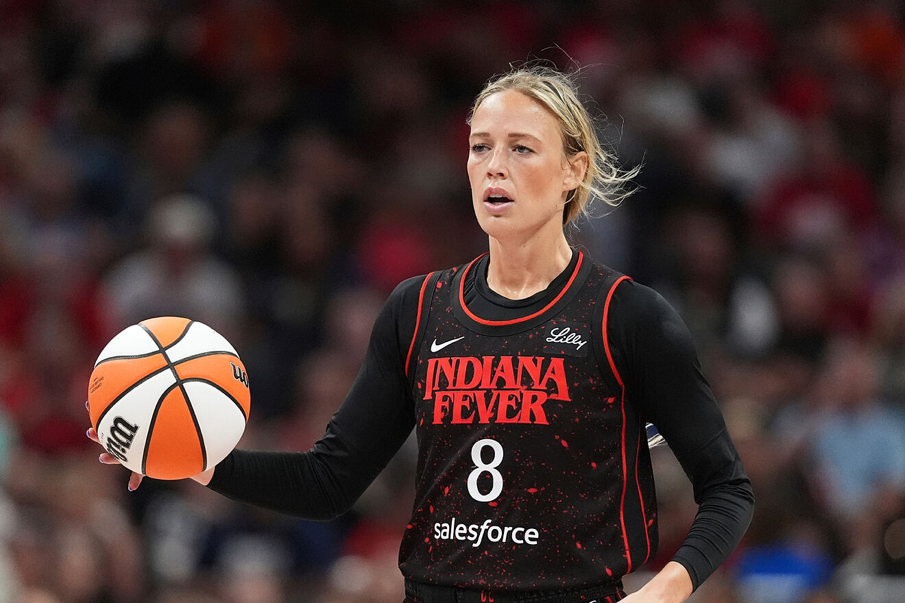 “My body is shaking and I can barely move” Sophie Cunningham sparks ...