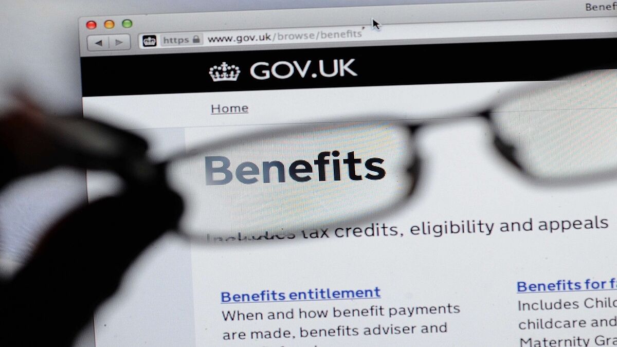 Universal Credit Live News: The latest on Child Benefits, UC Payments ...