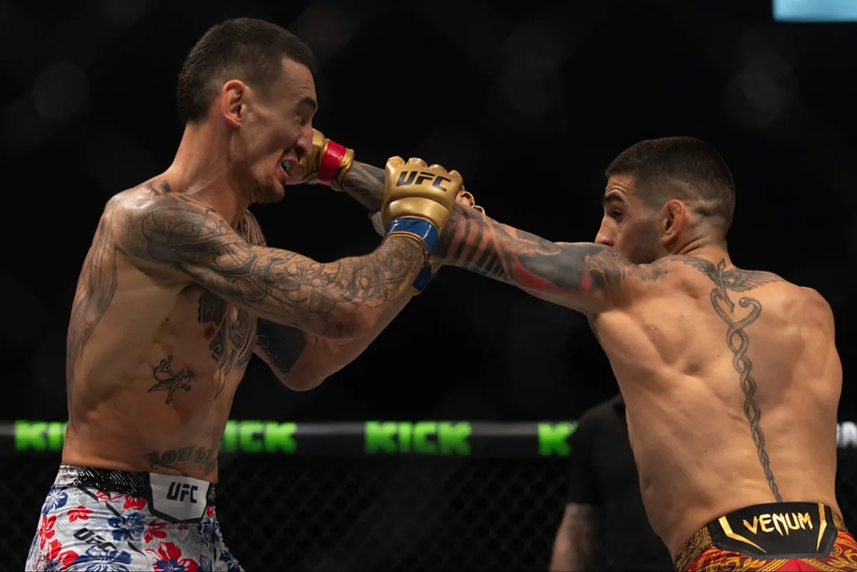 Topuria destroys Holloway in three rounds and makes history at UFC 308 ...