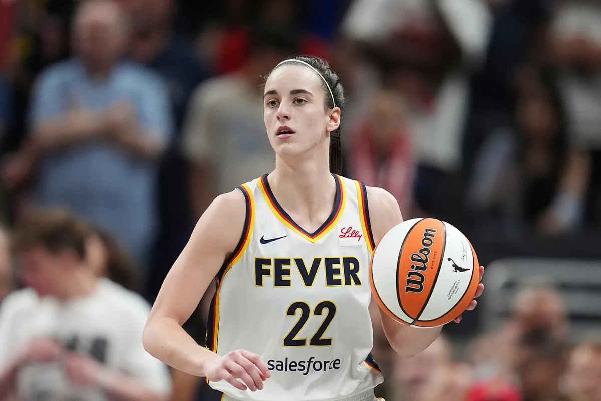 Caitlin Clark sets turnover record and WNBA fans have strong reaction ...