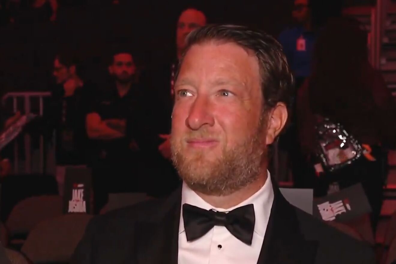 Dave Portnoy stilll in Jake Paul's corner after brutal KO loss to ...