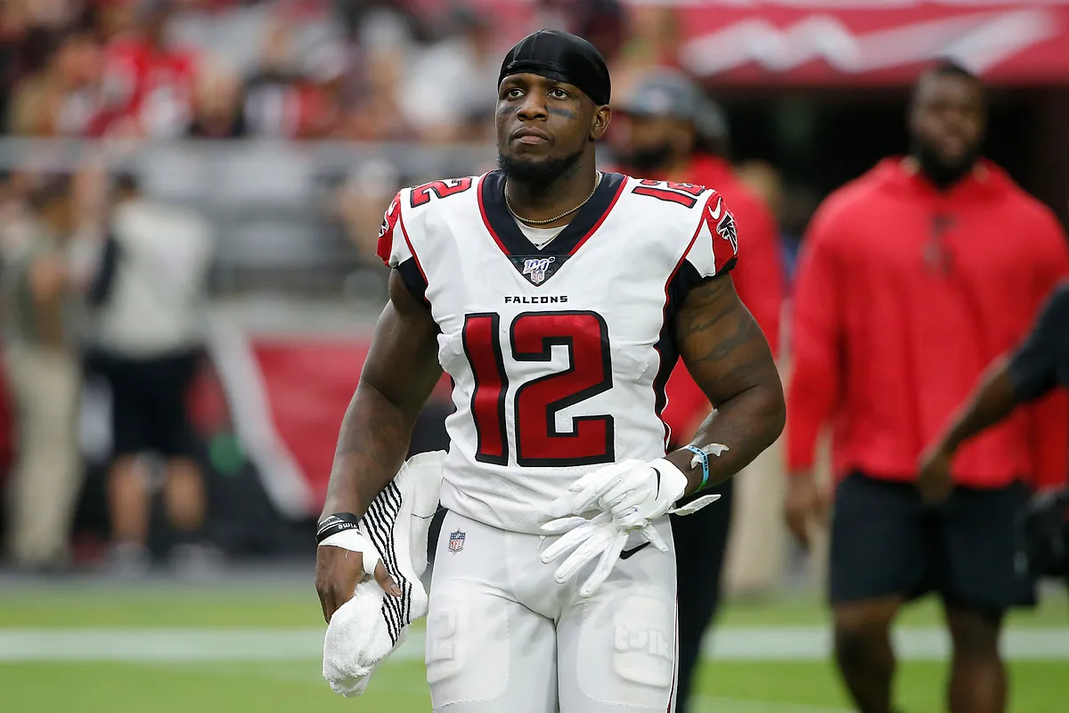 Mohamed Sanu retires from NFL after decade-long career and infamous ...