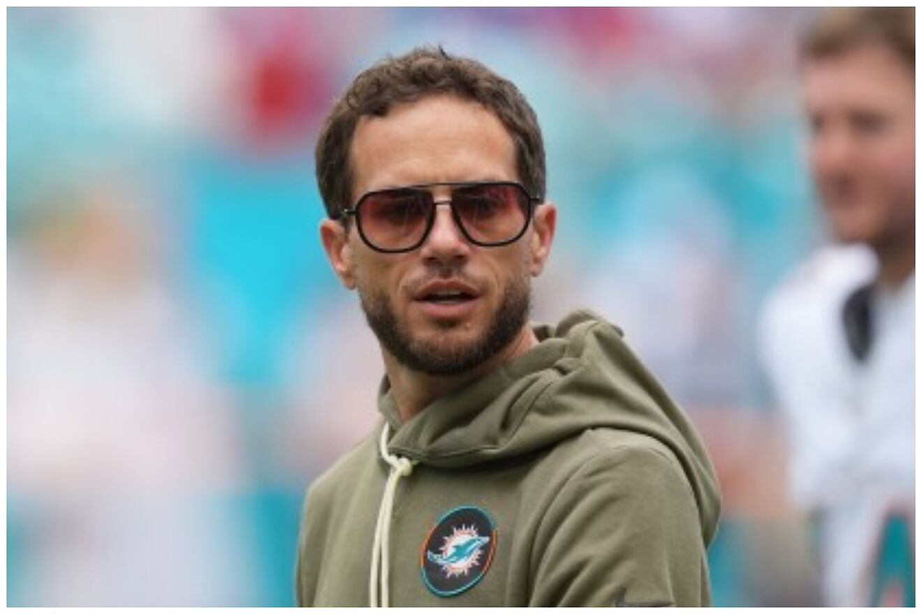 Mike McDaniel Net Worth: How much is the Miami Dolphins coach paid? | Marca