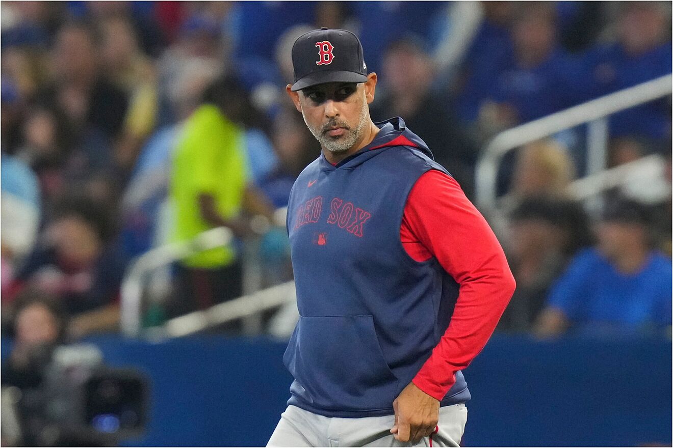 Who is Alex Cora? Everything you need to know about the Red Sox's Latino manager | Marca