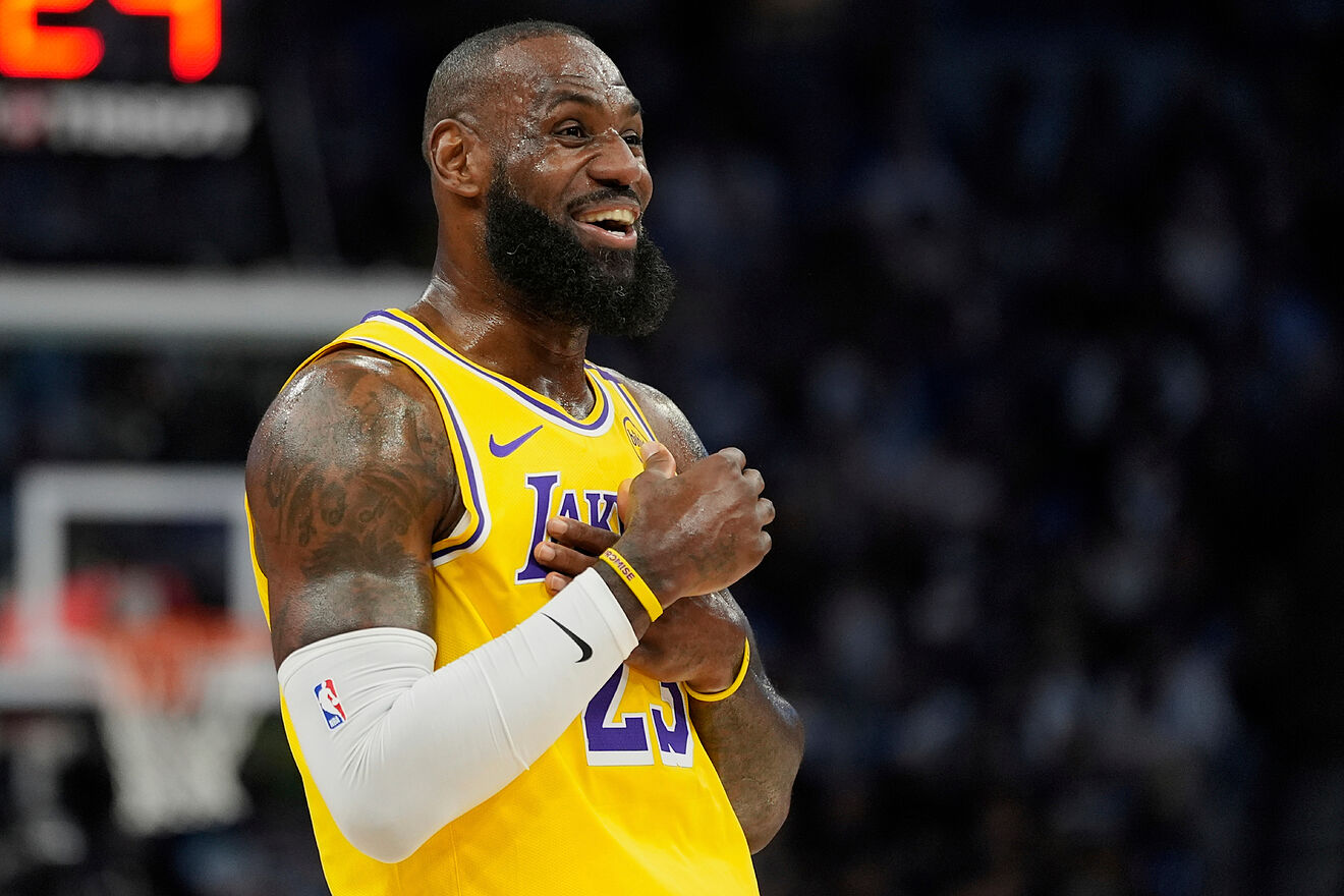 LeBron James' new video, not in a lakers uniform, shows him ...
