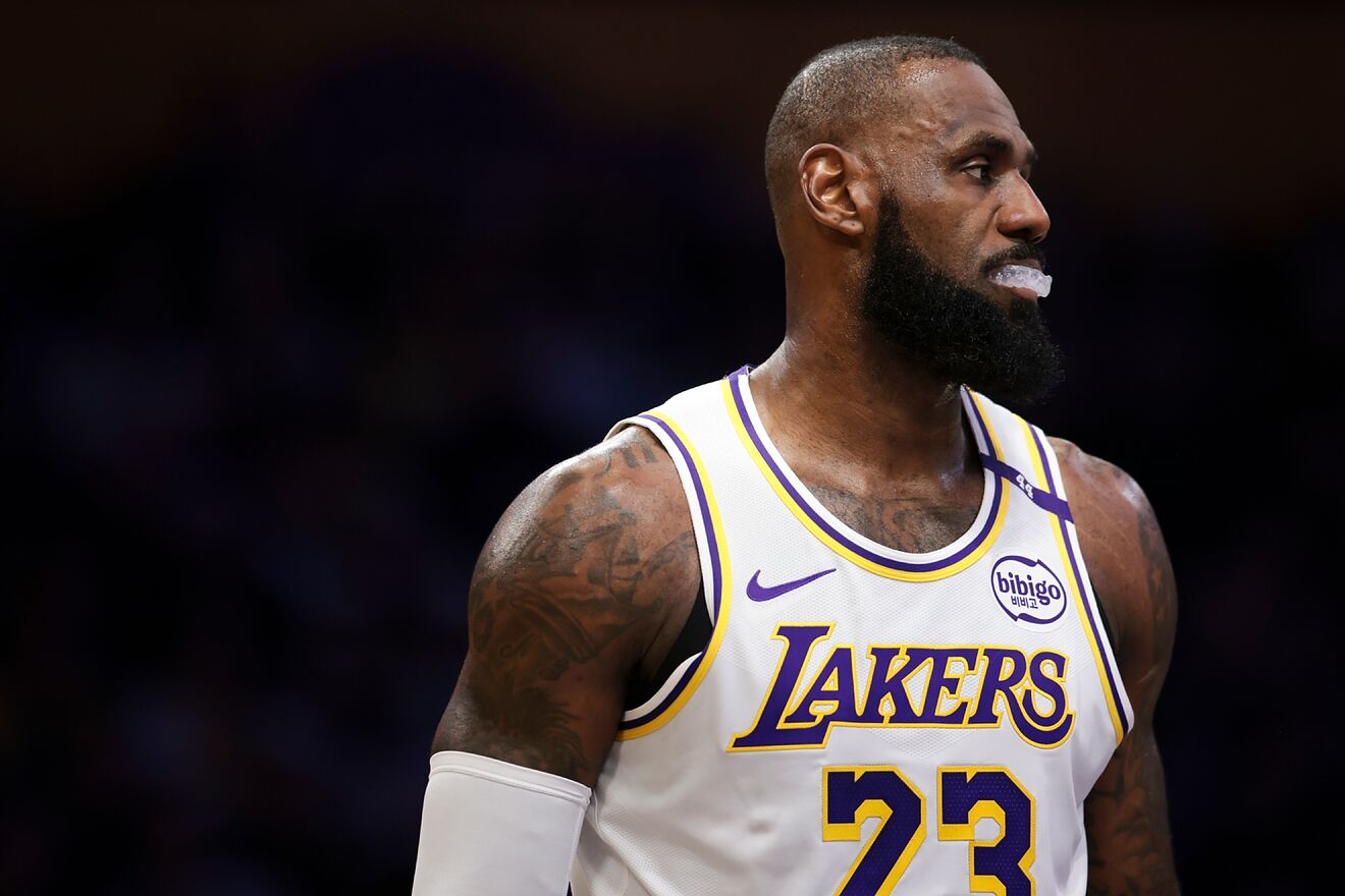 Former NBA All-Star drops steroid allegation about LeBron James... then ...