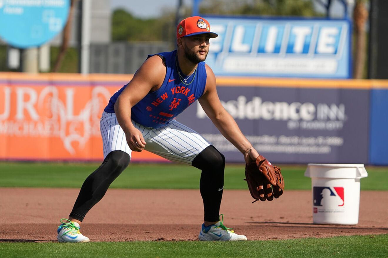Carlos Mendoza already has a diagnosis on Bo Bichette at third base | Marca