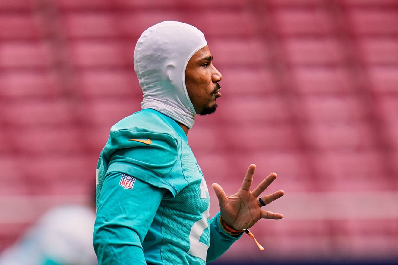 He celebrated like Cristiano Ronaldo and sent a message to Tom Brady and the Raiders: They made ...