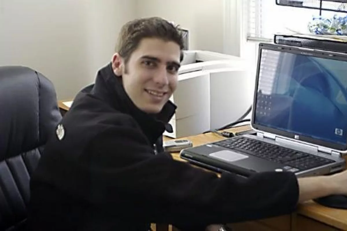 Eduardo Saverin Net Worth: How rich is Facebook co-founder? | Marca