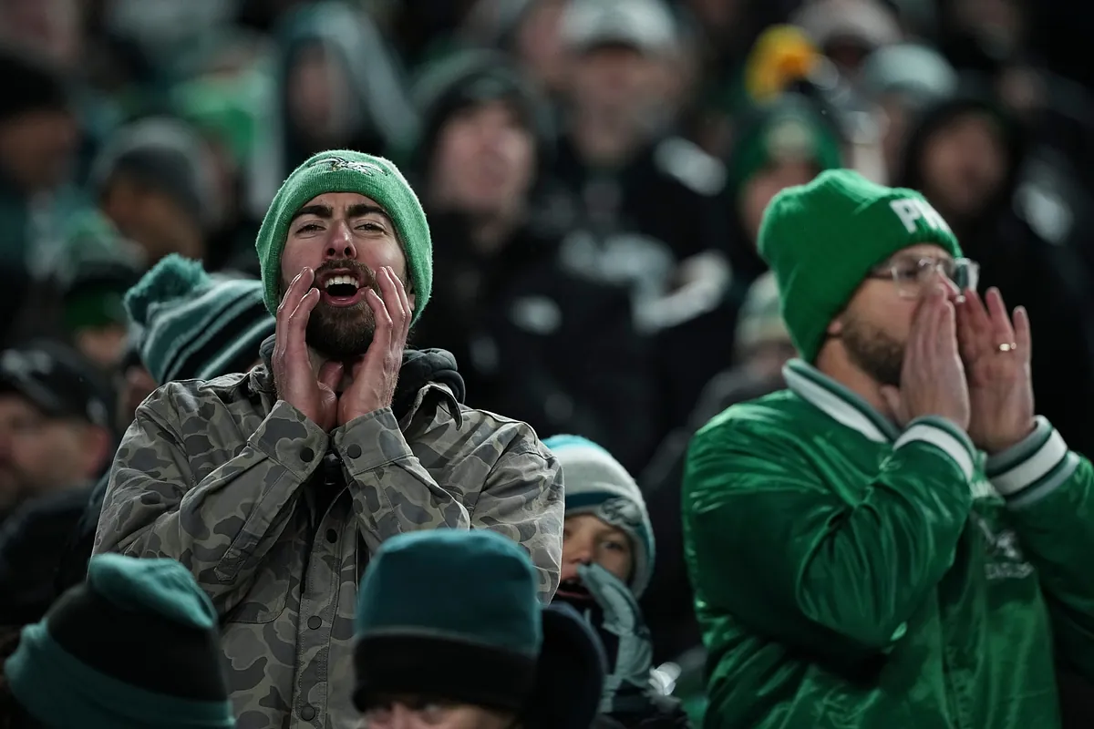Philadelphia fans hit the boiling point and boo the Eagles in game vs ...