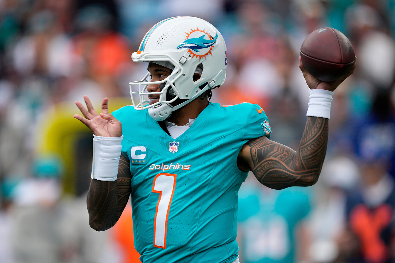 Dolphins quarterback Tua Tagovailoa dealing with new injuries ahead of ...