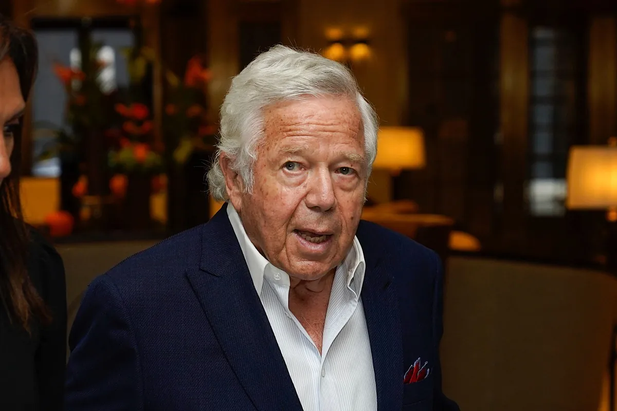 Robert Kraft makes a decision that will upset Jerry Jones and ...