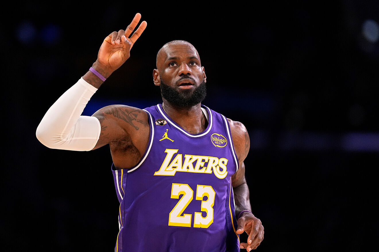 Why are Lakers' playoff hopes in question despite historic performance ...