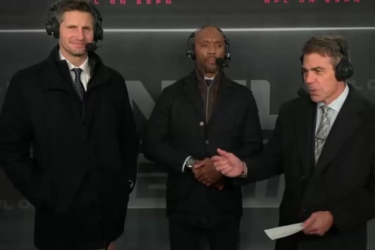 Fans roast Dan Orlovsky, say former QB talks too much on ESPN broadcast ...