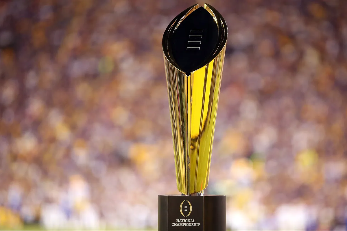 College Football Playoff National Championship Trophy: Worth, weight ...