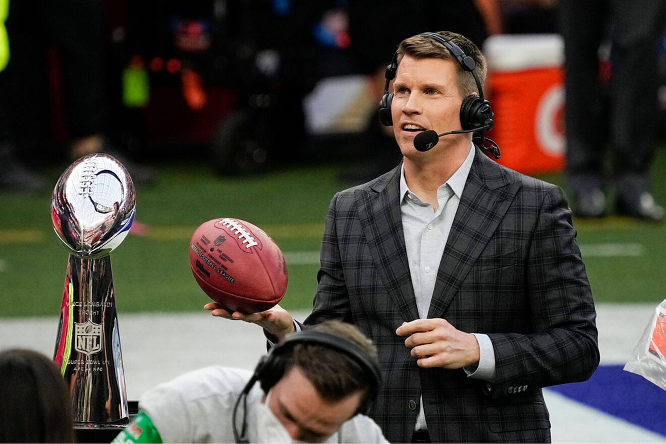 The end of an era? Scott Hanson considers leaving NFL RedZone after ...