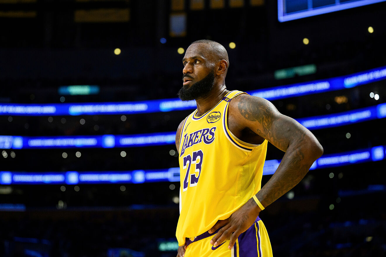 LeBron James' totally unexpected message after another record-breaking ...