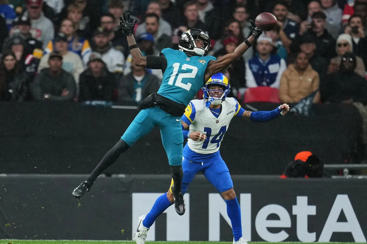 Travis Hunter continues to prove why he's one of a kind as the Jaguars collapse | Marca