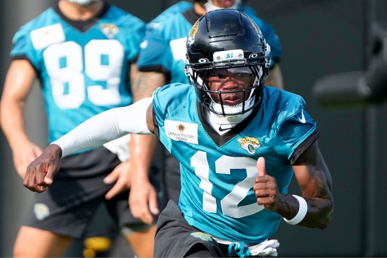 Liam Coen aims to maximize Travis Hunter's potential, sparking big ...