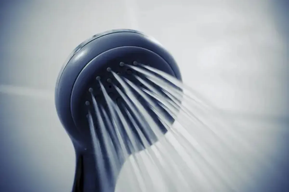 Hygiene over 65: experts confirm how often you should shower | Marca