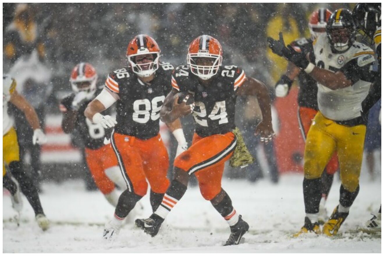 Snowstorm hits Cleveland: You "can't even see out the window" before ...