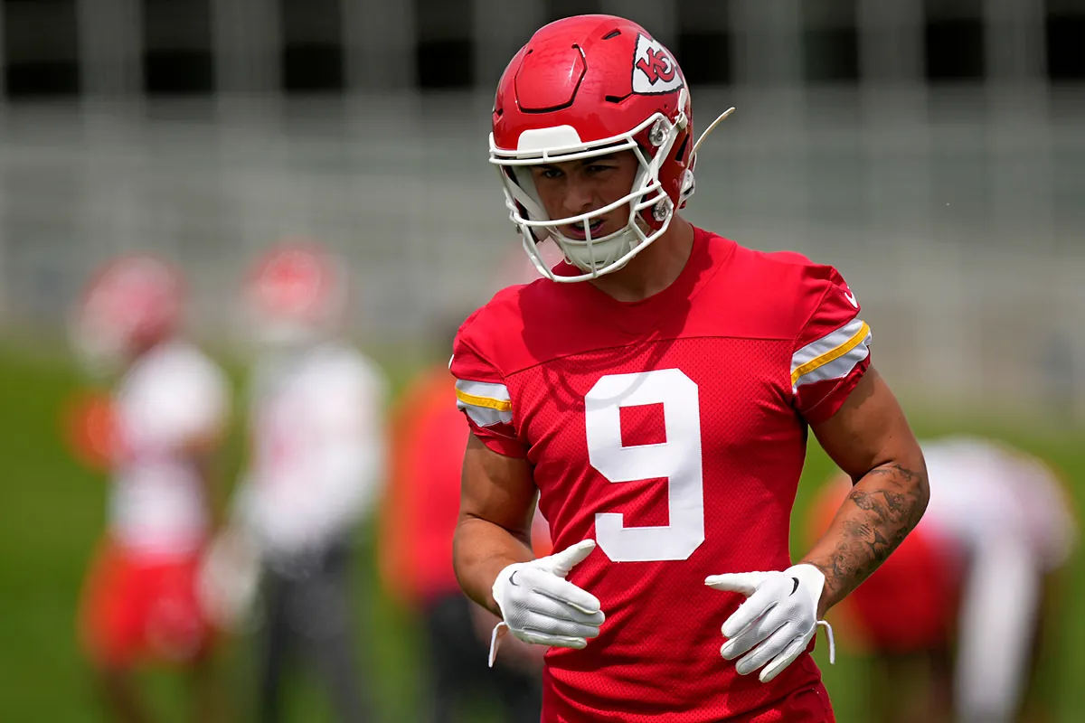 Louis Rees-Zammit now knows what it means to play with Patrick Mahomes ...