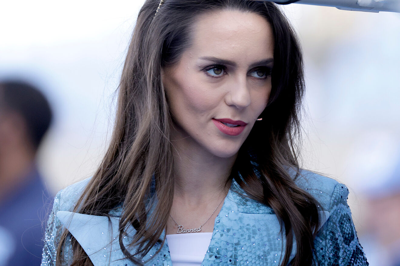 Jordon Hudson sparks new controversy at Bill Belichick's expense by ...