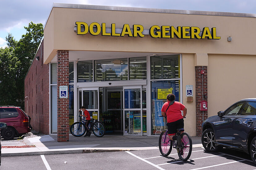 how much dollar general