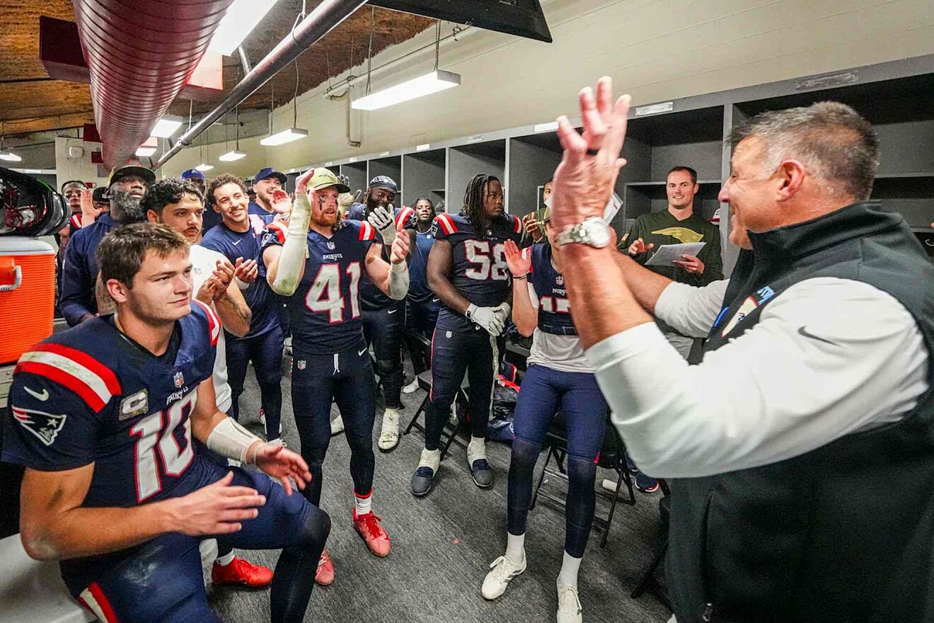 Mike Vrabel and Drake Maye win the Brady Bowl and have the Patriots ...