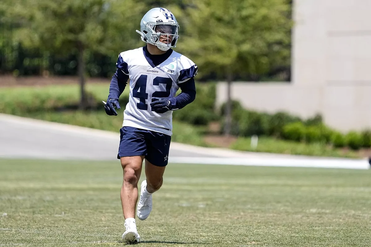 Deuce Vaughn and the shortest players in the NFL 2023-2024 | Marca