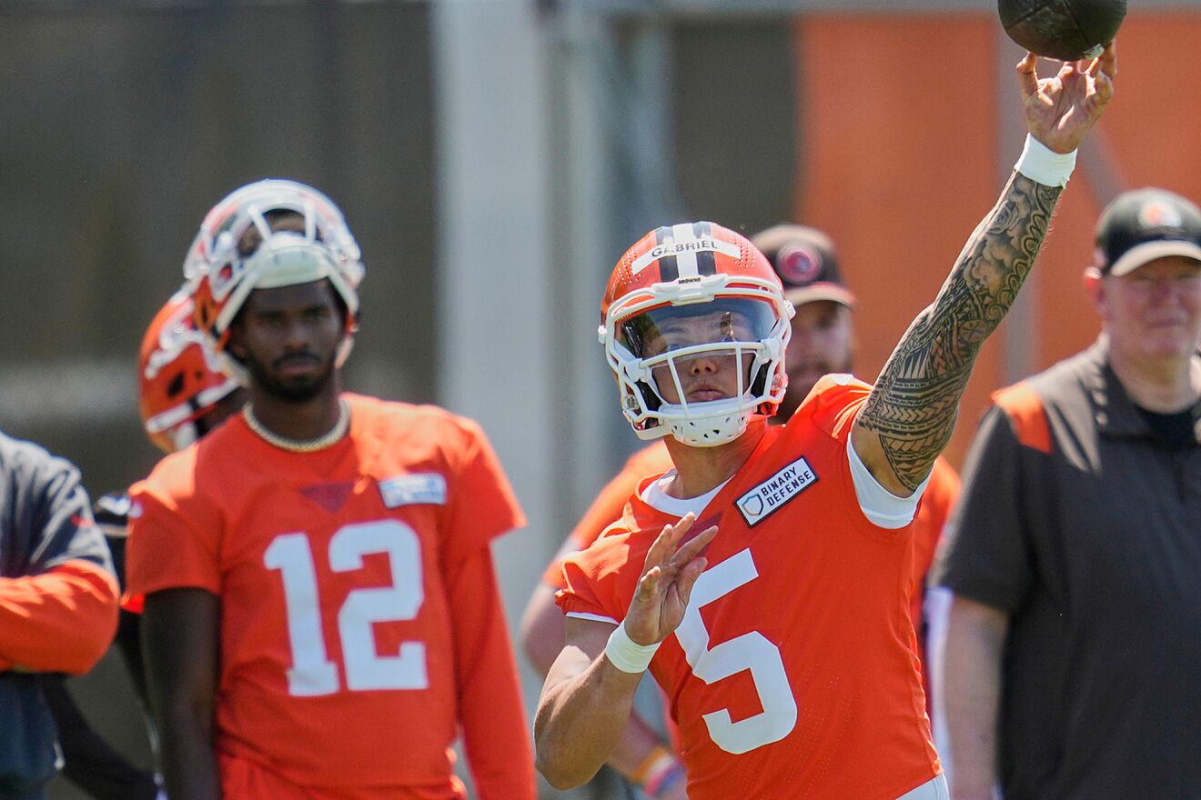 "Deion Sanders and I want to know": ESPN analyst raises serious ...