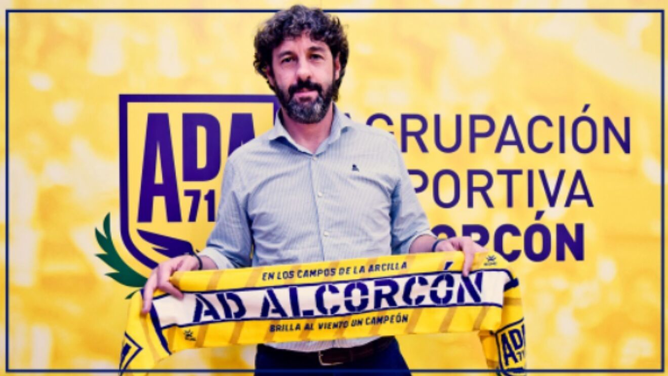 Emilio Vega ya es historia en el Alcorcón | Marca