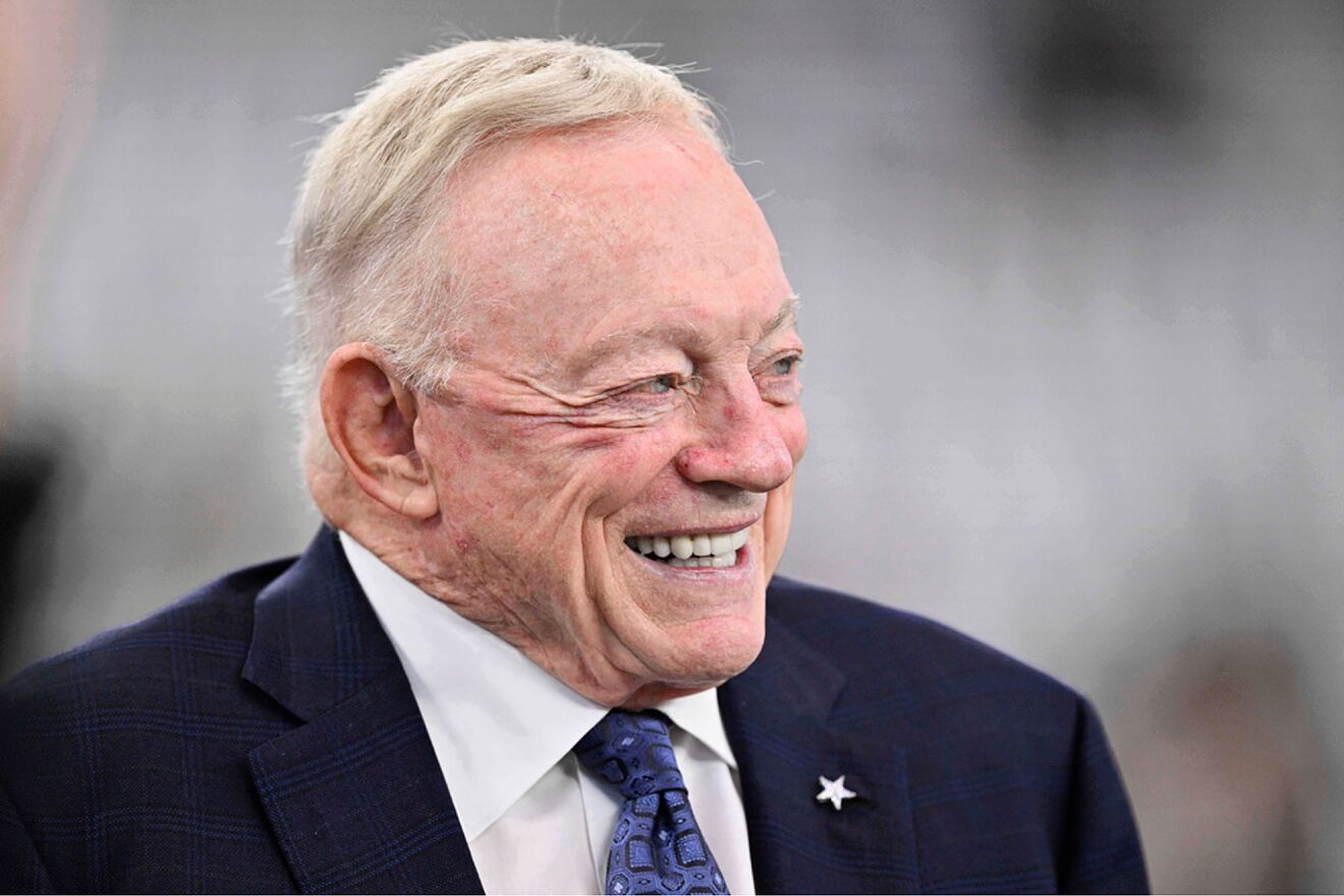 The big promise Jerry Jones makes before the trade deadline: fireworks ...