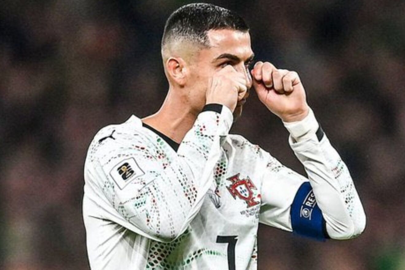 Cristiano Ronaldo's yellow card against Slovakia has been overturned ...