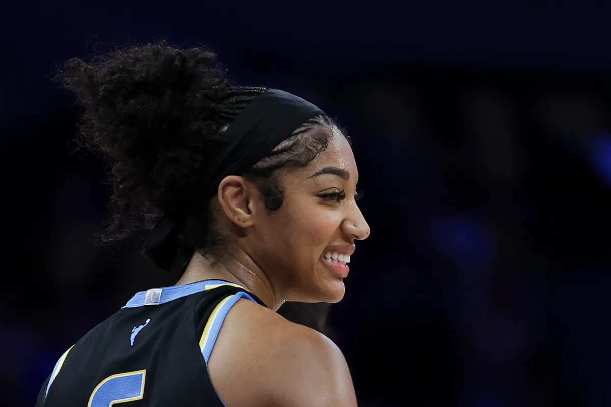 Angel Reese jokes with her former Unrivaled team: "Y'all miss me yet ...