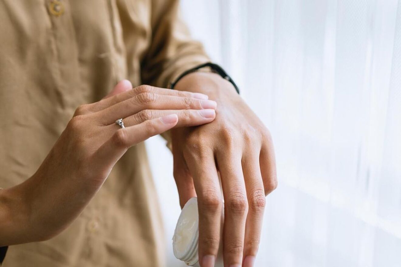 The mistake that ages the skin ten years earlier according to ...