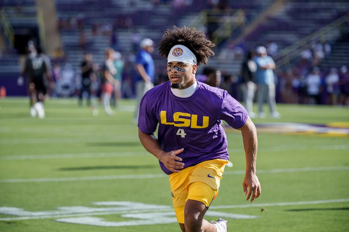 Dallas Cowboys eyeing shutdown corner from LSU with No. 12 overall pick ...