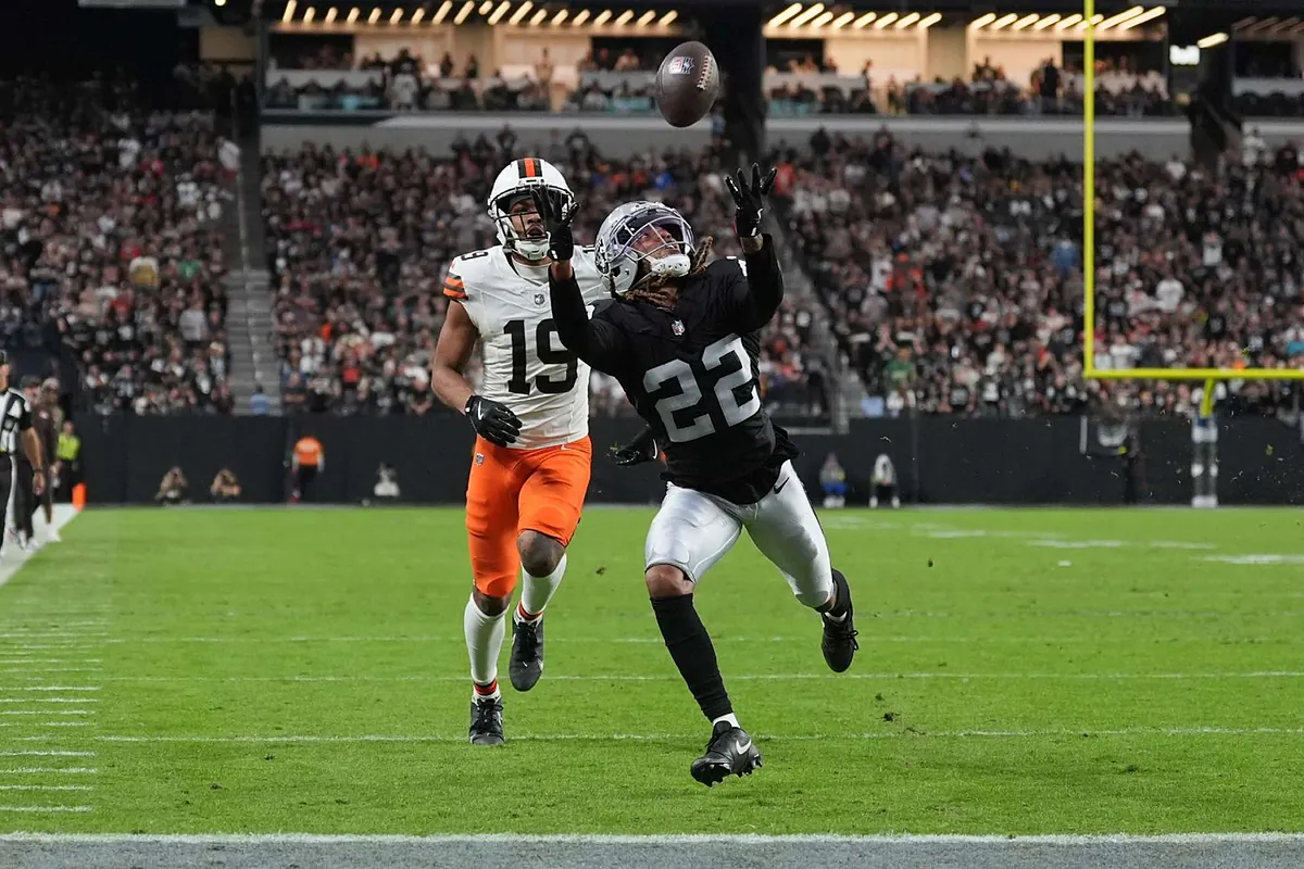 Stokes, Parham and Carlson: Raiders' top priorities | Marca