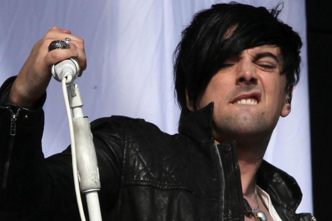Ian Watkins Cause of death: The former Lostprophets singer dies in jail ...
