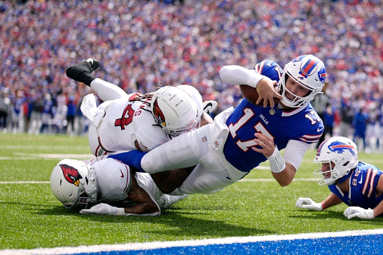Josh Allen escapes serious injury, the latest on the Buffalo Bills ...