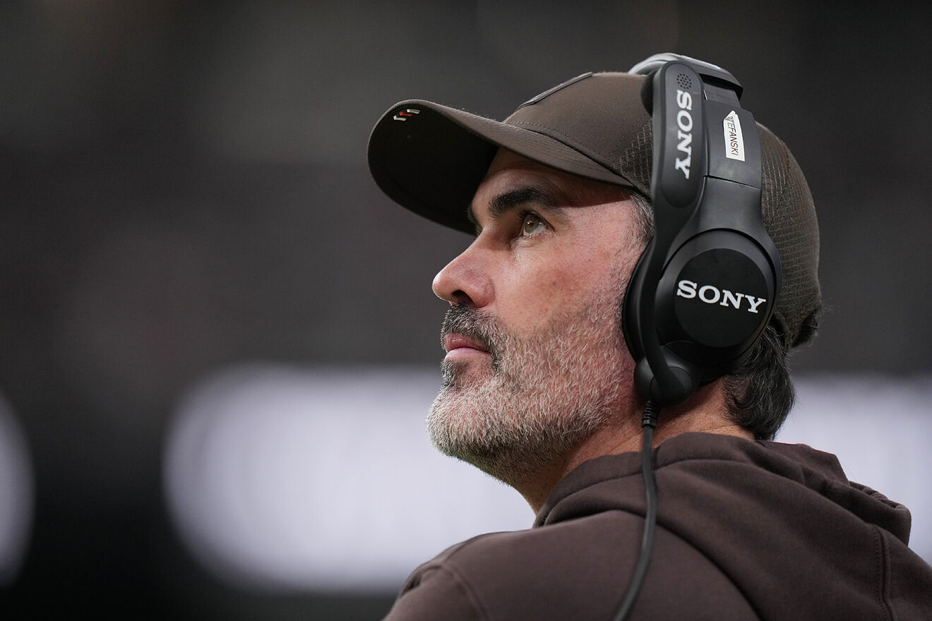 Kevin Stefanski faces harsh criticism after failing to reward Shedeur ...