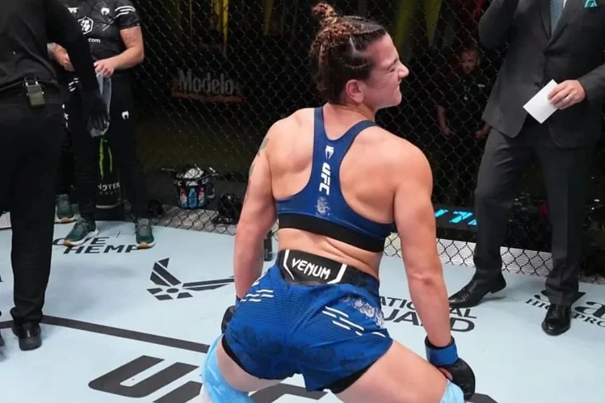 UFC fighter Ailin Perez cashes in after twerking in the cage | Marca