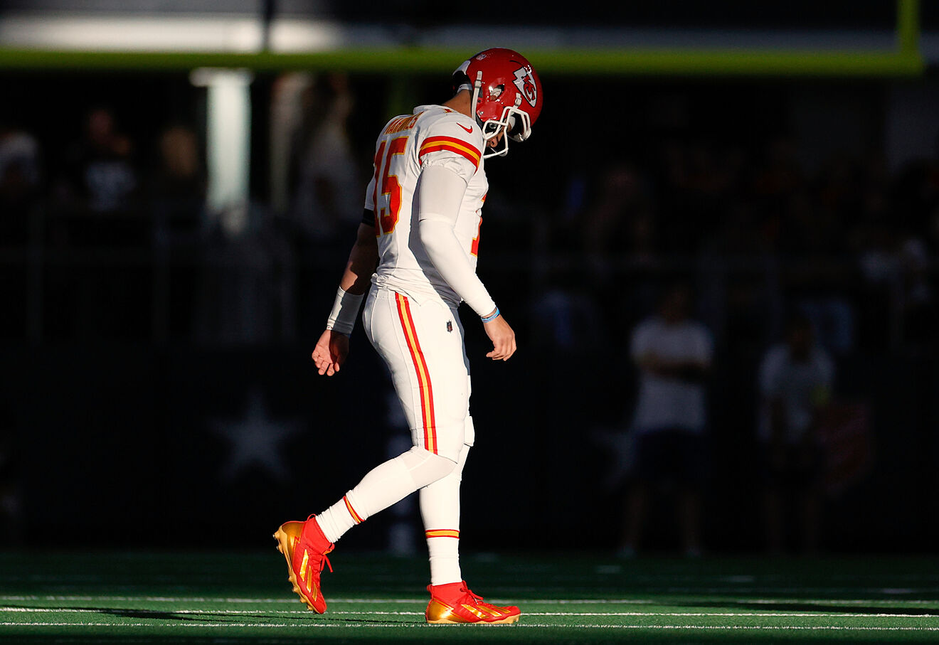 This is how Patrick Mahomes walked into AT&T Stadium and fulfilled a ...