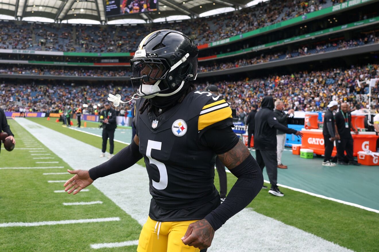 Jalen Ramsey explodes in Steelers-Bengals brawl: Spit, punches, and ...